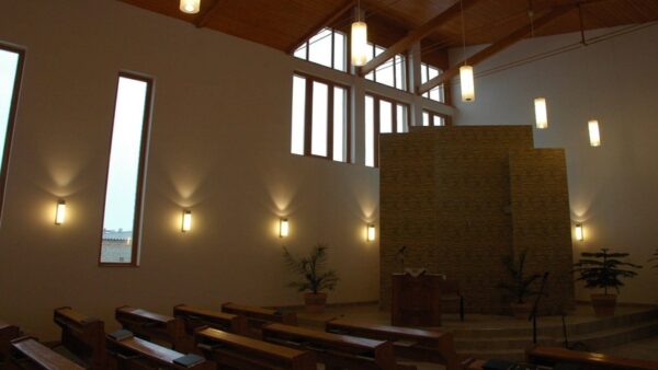 An Easy-to-Follow Church Lighting Guide (2024) - RC Lighting