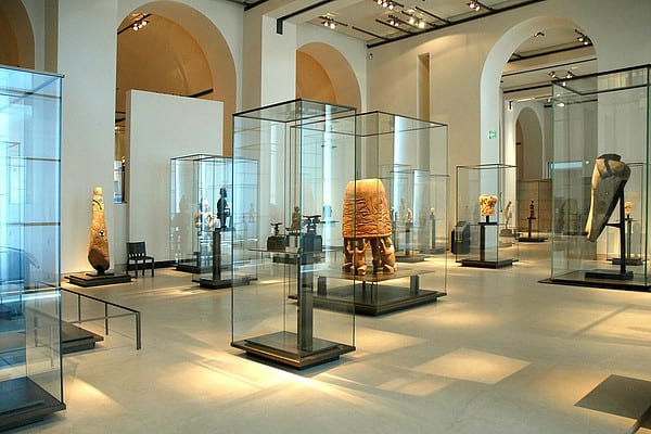 How to Create LED Lighting in Exhibition Spaces and Museums - RC Lighting