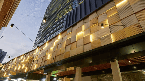 3 Types of Facade Lighting And 7 Common Applications - RC Lighting